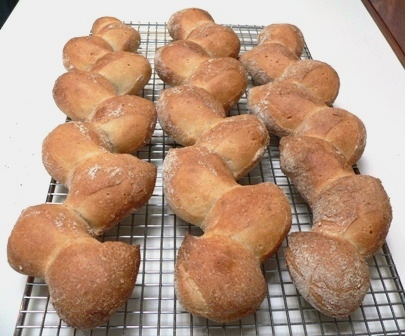 Bread #101 – Epi | Fig Jam and Lime Cordial