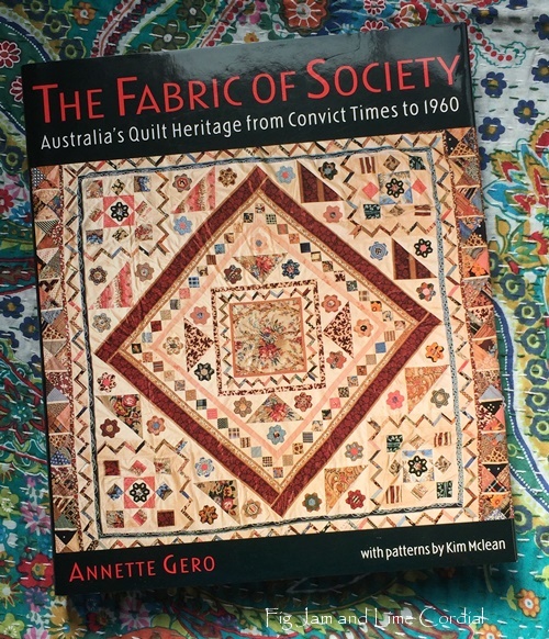 Fabric Of Society: Ý Nghĩa, Ví Dụ Câu và Cách Sử Dụng Cụm Từ